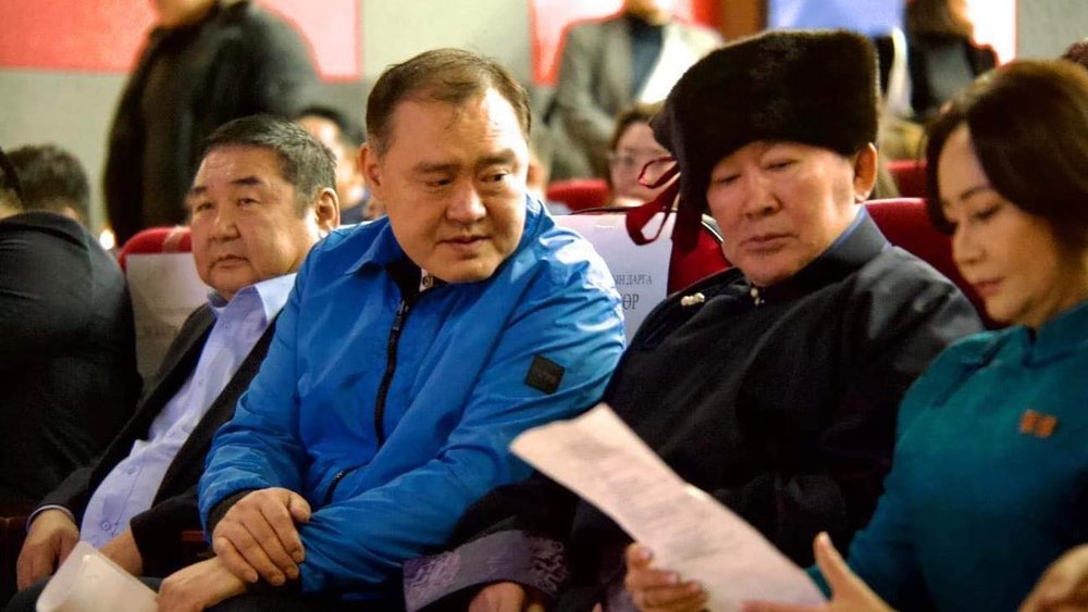 АН ыг Лу Гантөмөр Лу Гантөмөрийг Х Баттулга даргалдаг уу